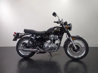 Kawasaki W800 (bj 2025) - Marktnet